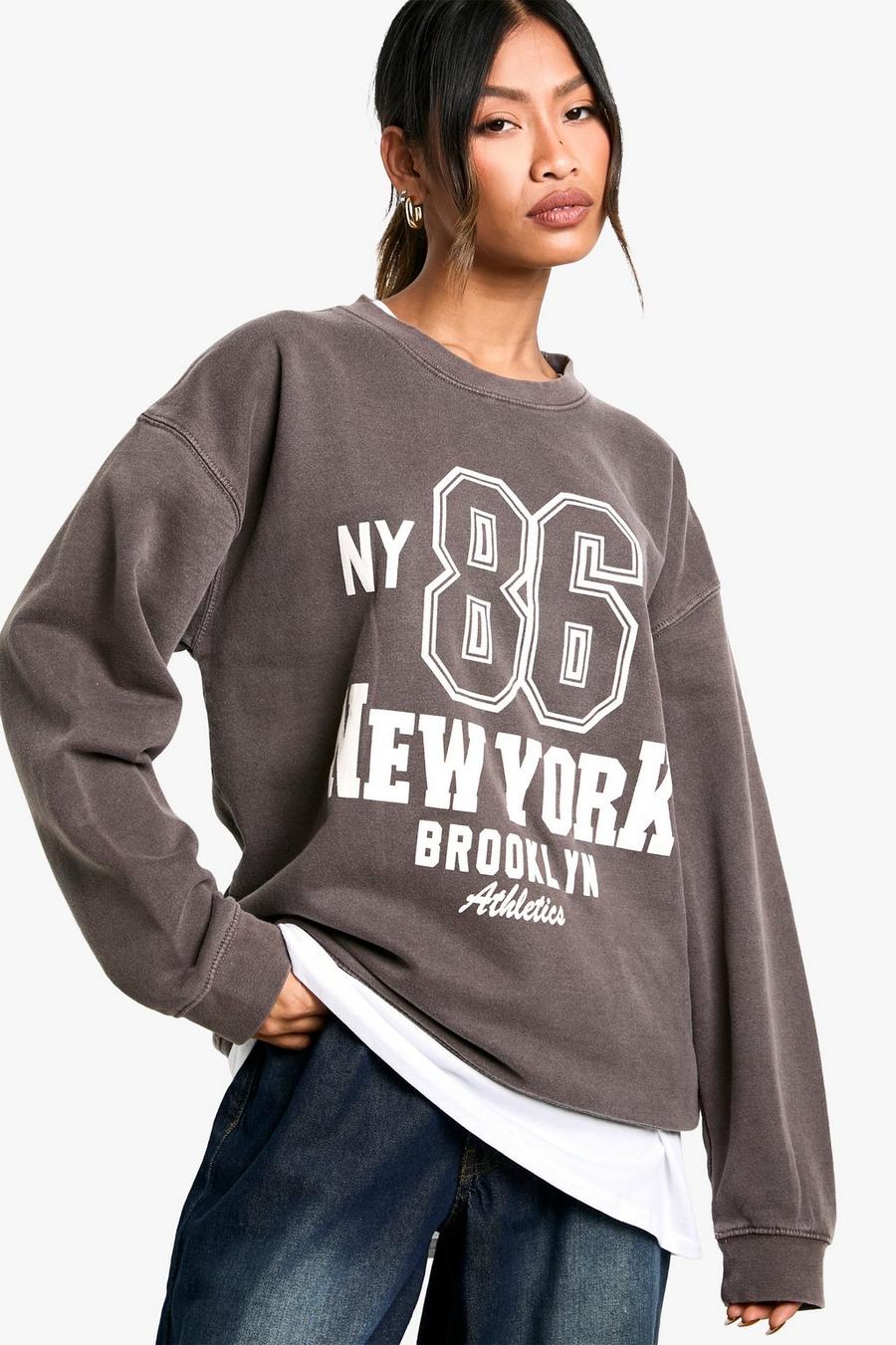Brooklyn New York 86 Overdyed Oversized Sweatshirt | boohoo USA Brooklyn New York 86 Overdyed Oversized Sweatshirt | boohoo USA
